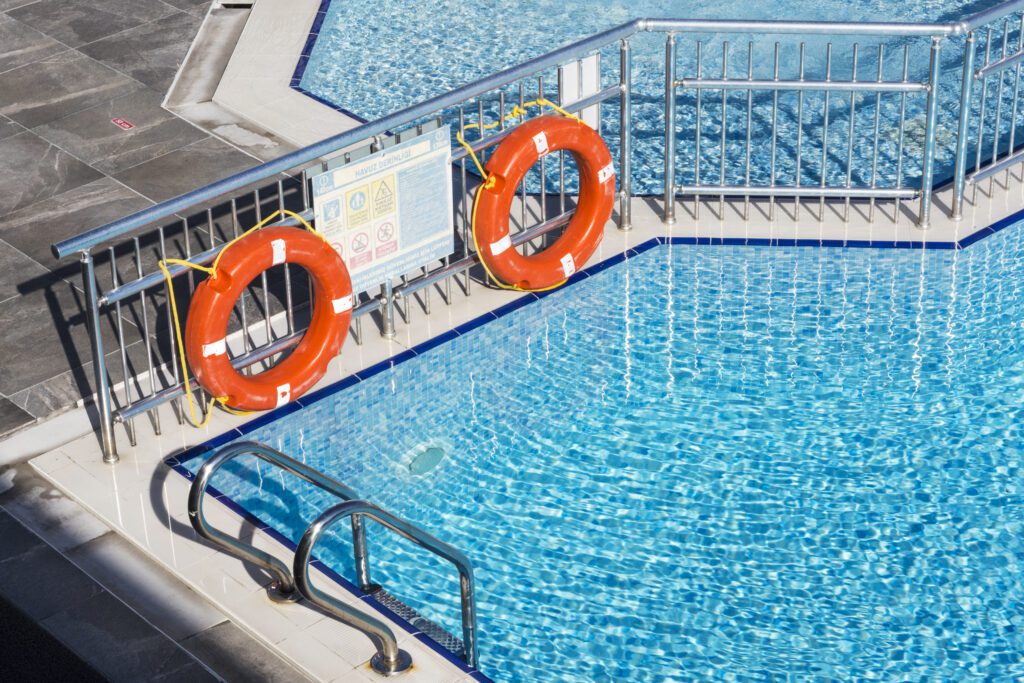 7 Key Benefits of Having a Swimming Pool Accident Lawyer on Your Side ...